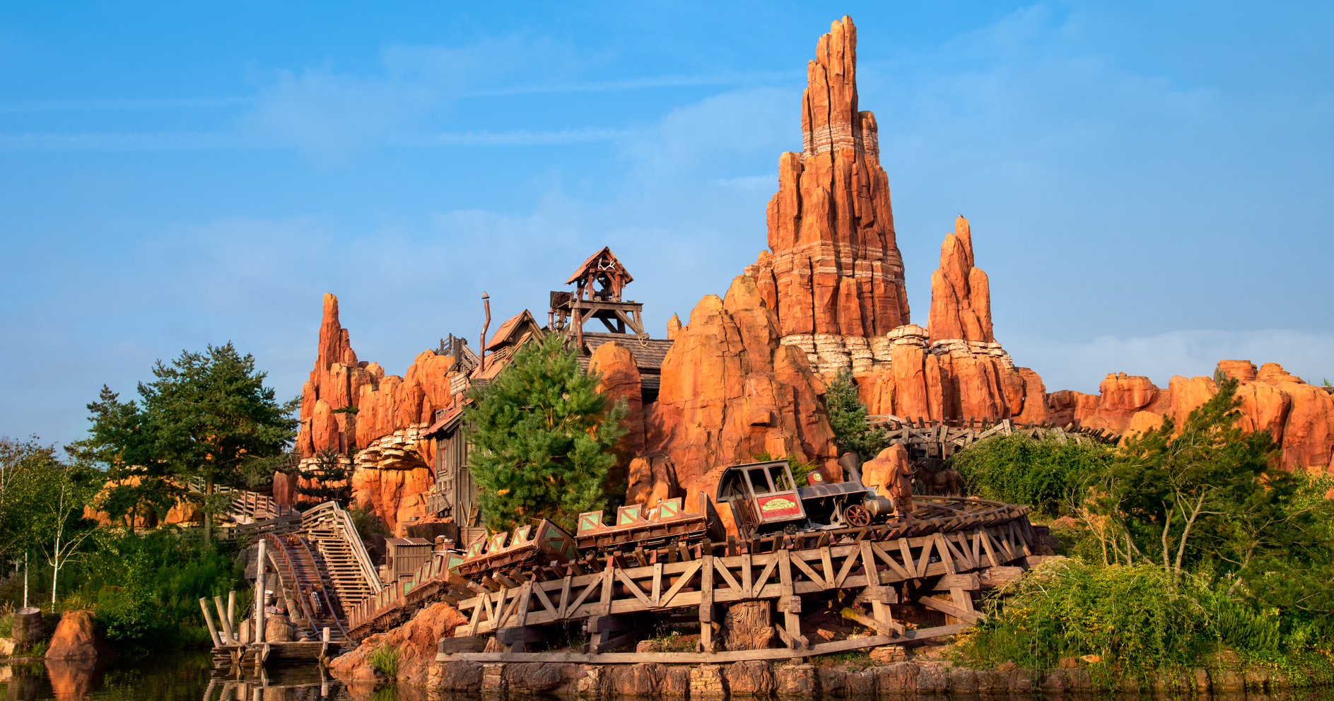 🎢 De wildste rit van het Westen is terug: wat is er nieuw bij Big Thunder Mountain? – Nieuws ...